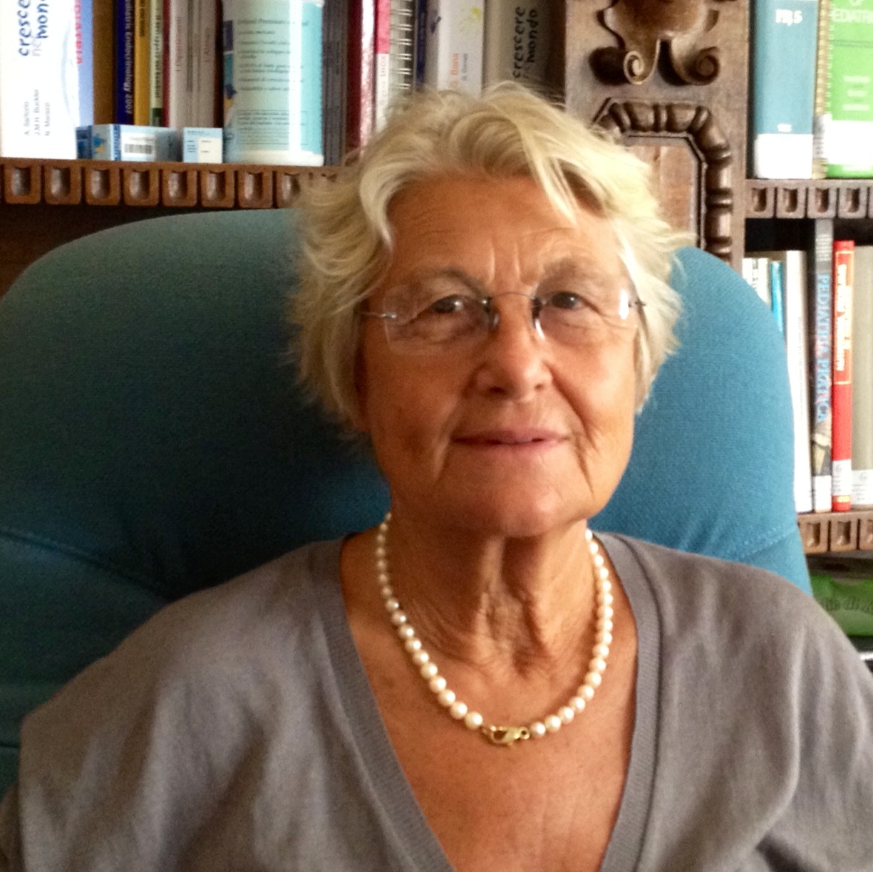 Laura Perrone - ATENEAPOLI